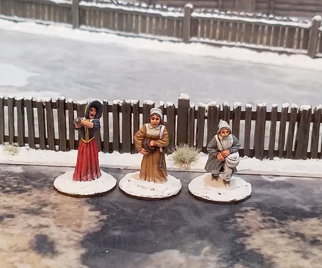 28mm Women & Civilian figures? | Lead Adventure Forum