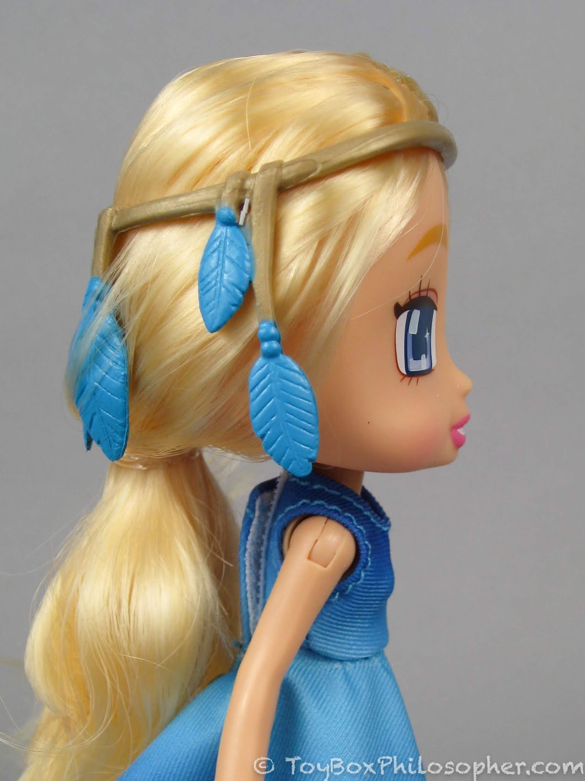 Sunday Surprise: Boxy Girls Willa by Jay at Play! | The Toy Box Philosopher