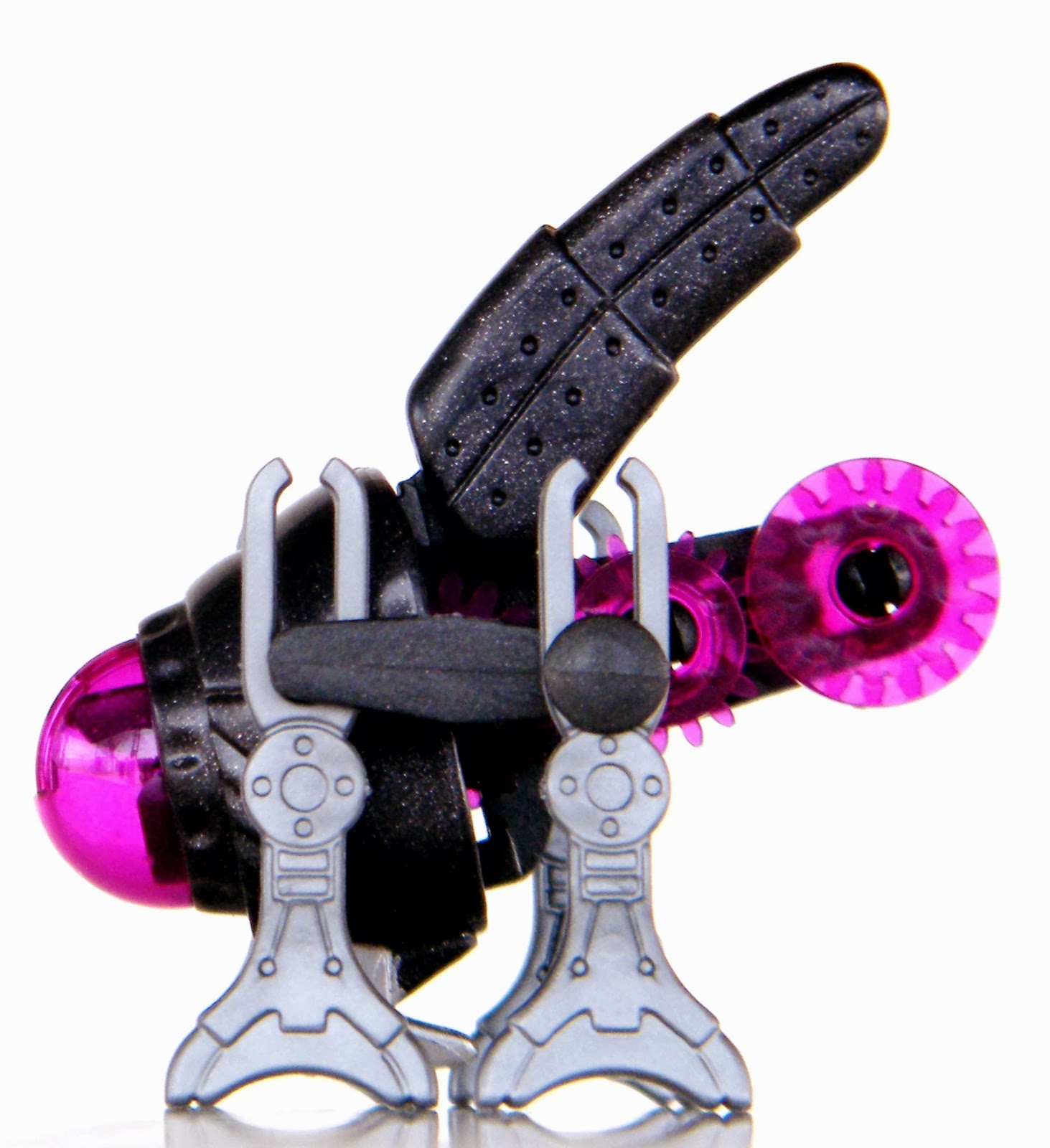 Toys and Stuff: Ferrero Kinder Surprise Egg 'Metal Falcon' Space Crawler