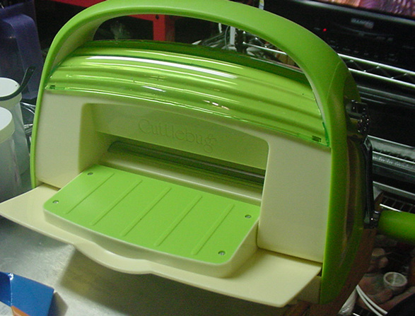 DEBORAHREAD.COM: New Toy - Cuttlebug