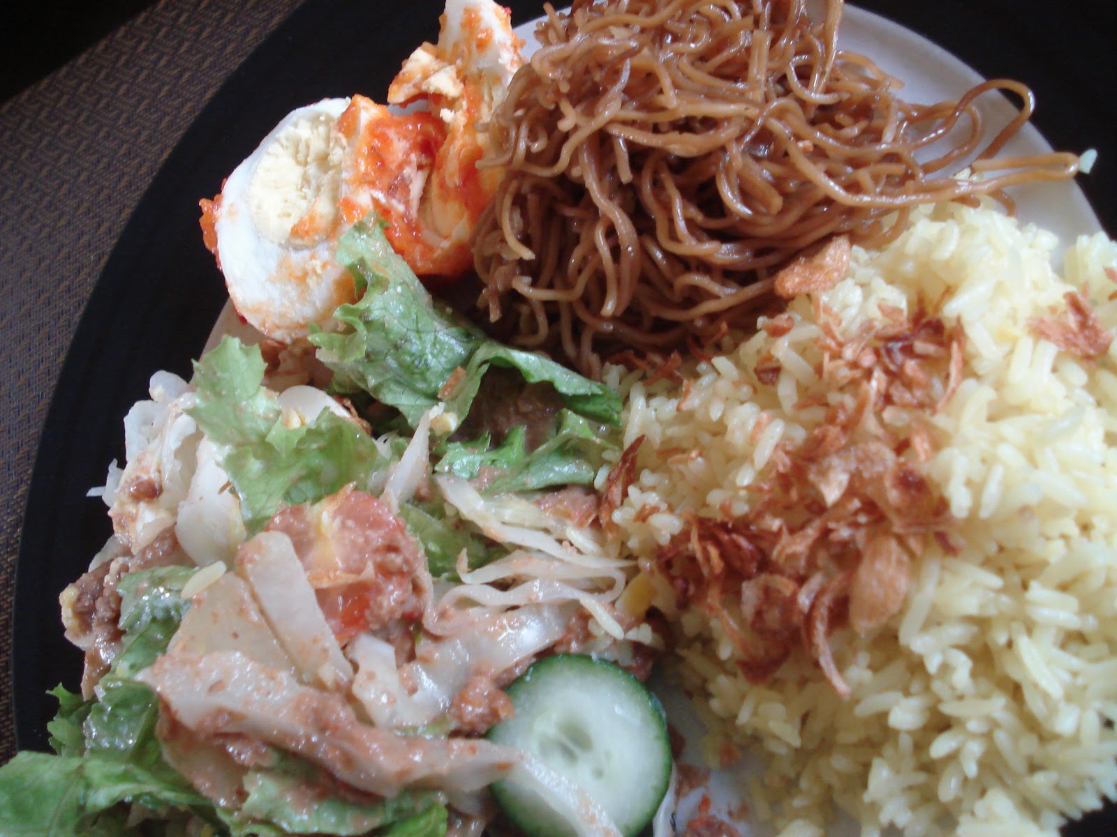 Cook, Eat, Love: Rujak Pengantin