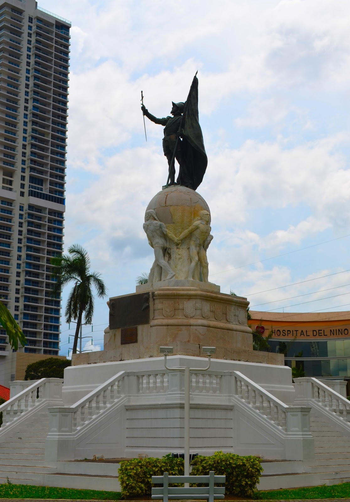 Ali's Sweet Cupcakes: Panama Monuments