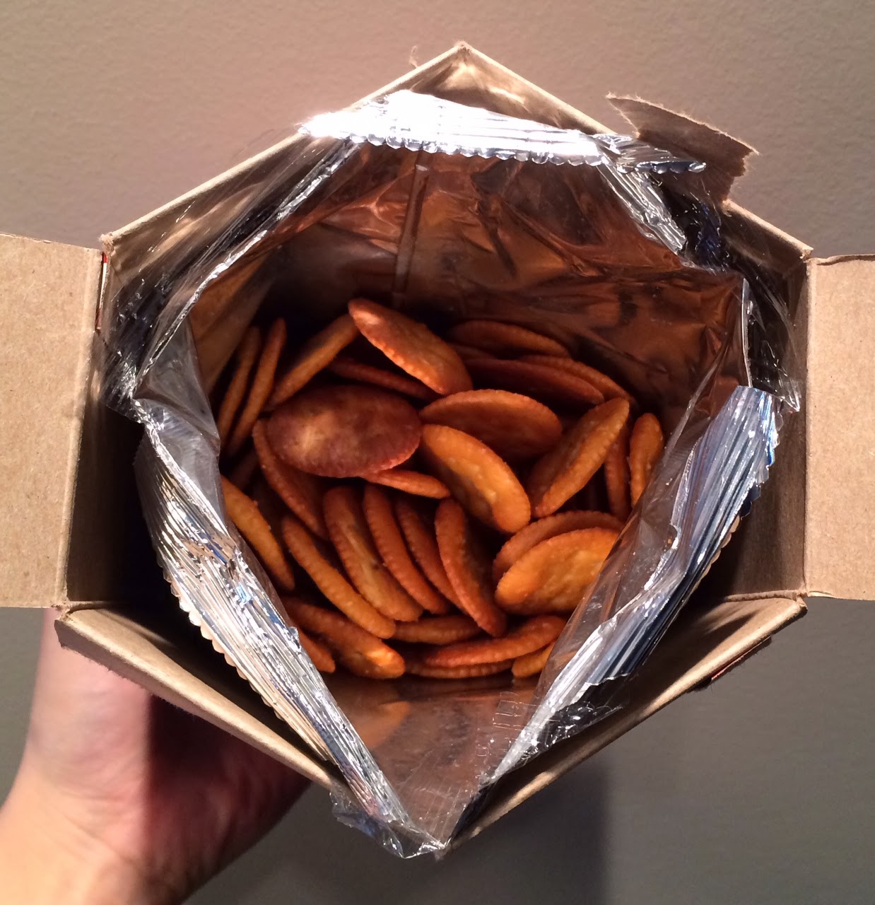 Ritz Munchables Pretzel Crackers / リッツ マンチャブル プレッツェル クラッカー ~ I'm Made ...