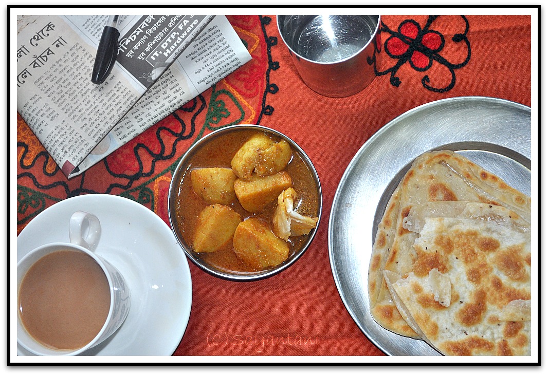 Tinkona Parota Ar Alur Dom; Perfect Bengali Breakfast for the Festival ...