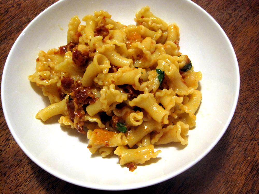 Cupcake Muffin: Pasta With Prosciutto and Whole Cloves of Garlic ...