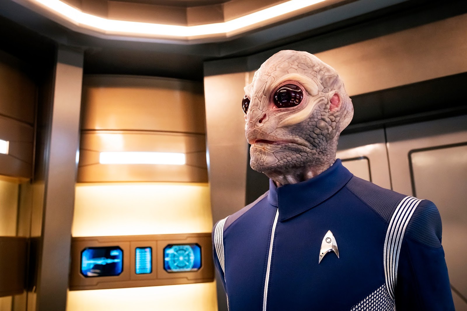 The Trek Collective: Discovery season 2 images introduce a Saurian