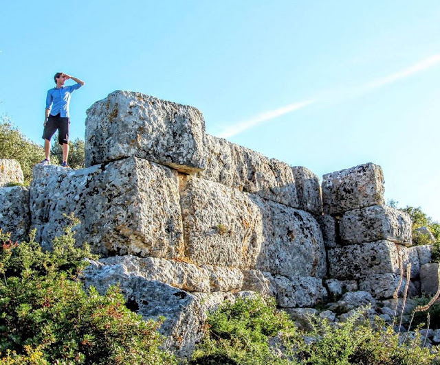 Hidden and little known places: Cyclopean Walls of Ancient Krani , Greece