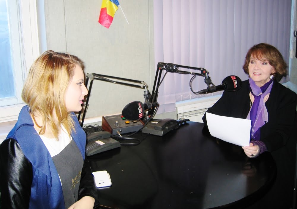 Margareta Paslaru legenda si mit: Margareta Paslaru prezinta pe ...