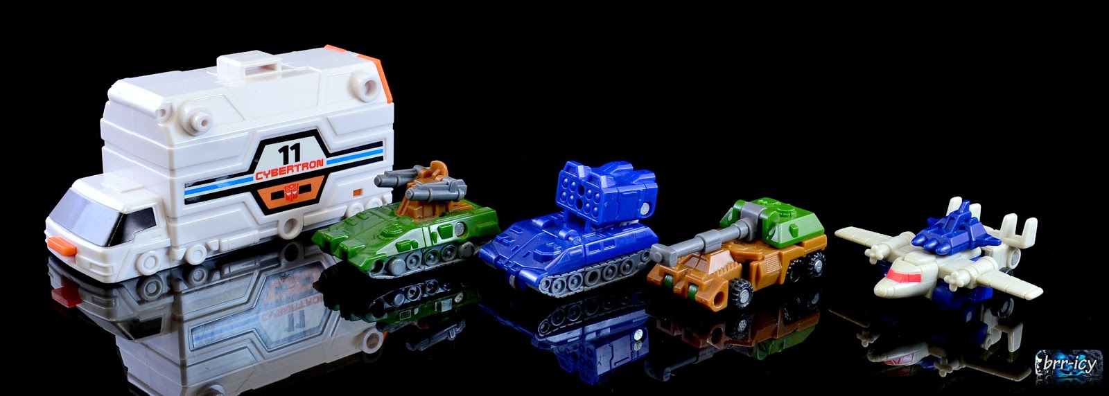 Brr-icy's Transformers Reviews: Zone Variant and "prototype" custom ...