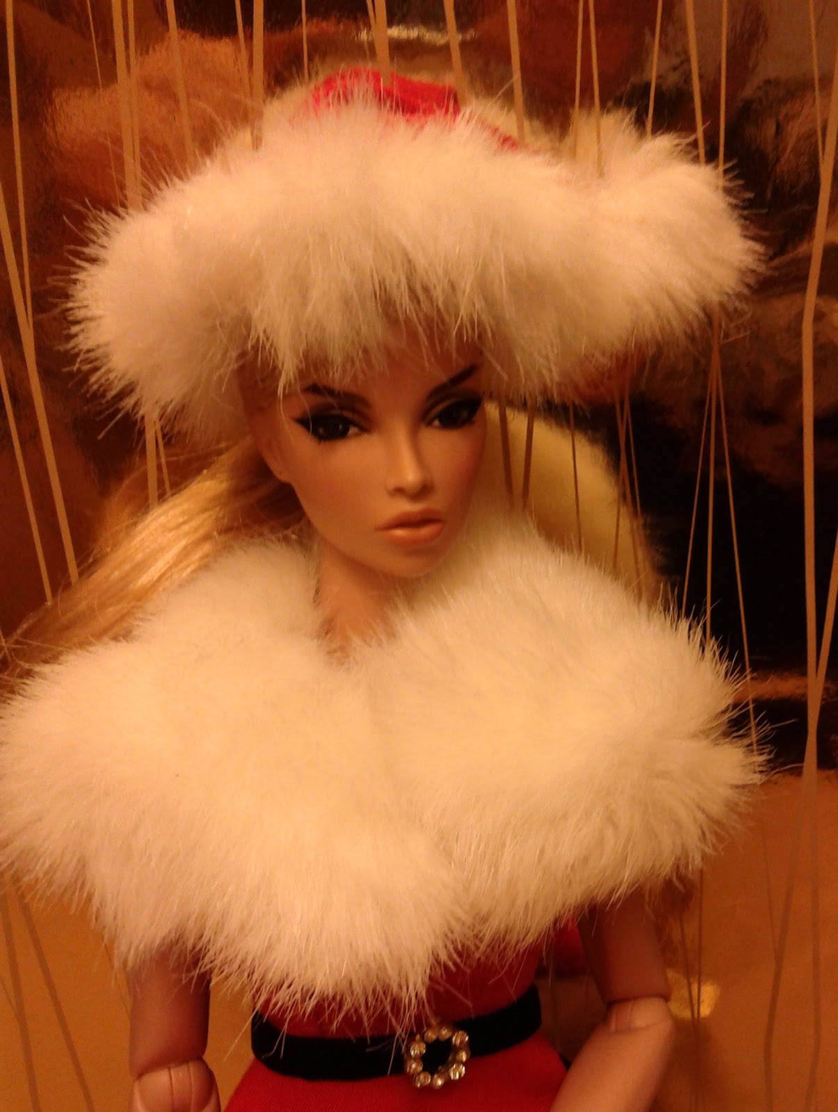 Fashion Dolls Couture - Unlimited: SANTA GIRL