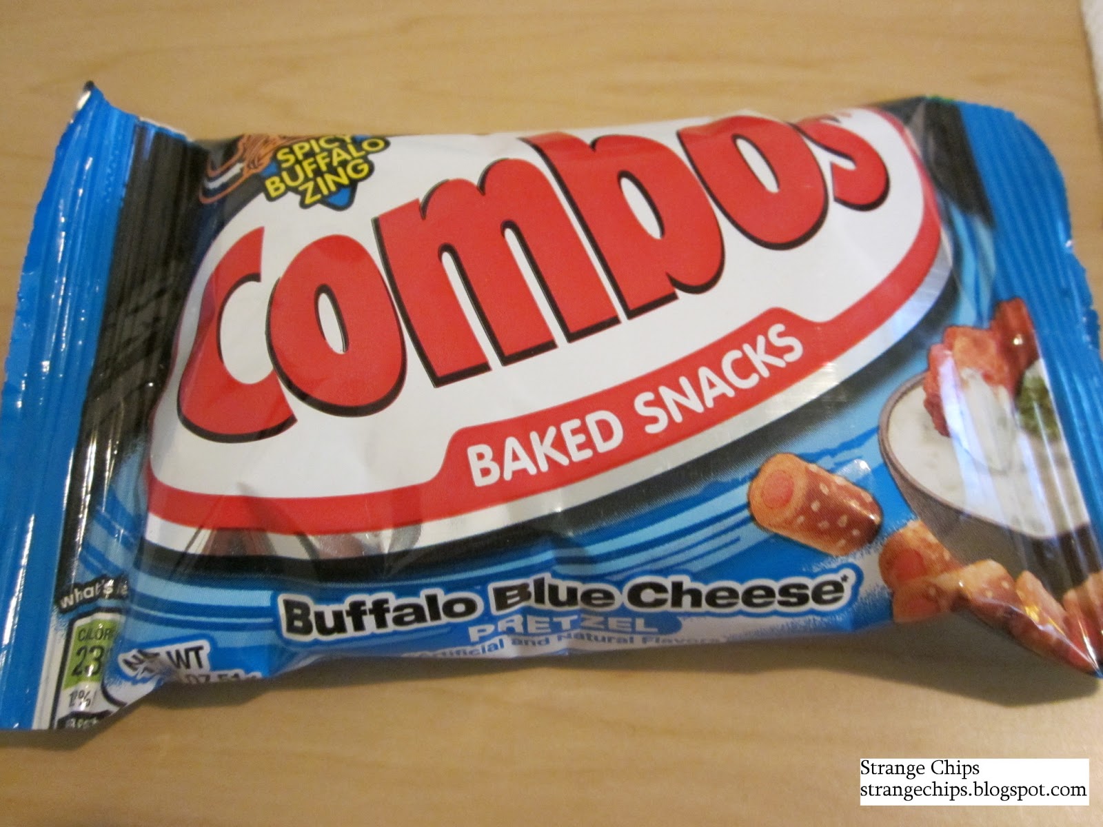 Strange Chips: Combos Buffalo Blue Cheese