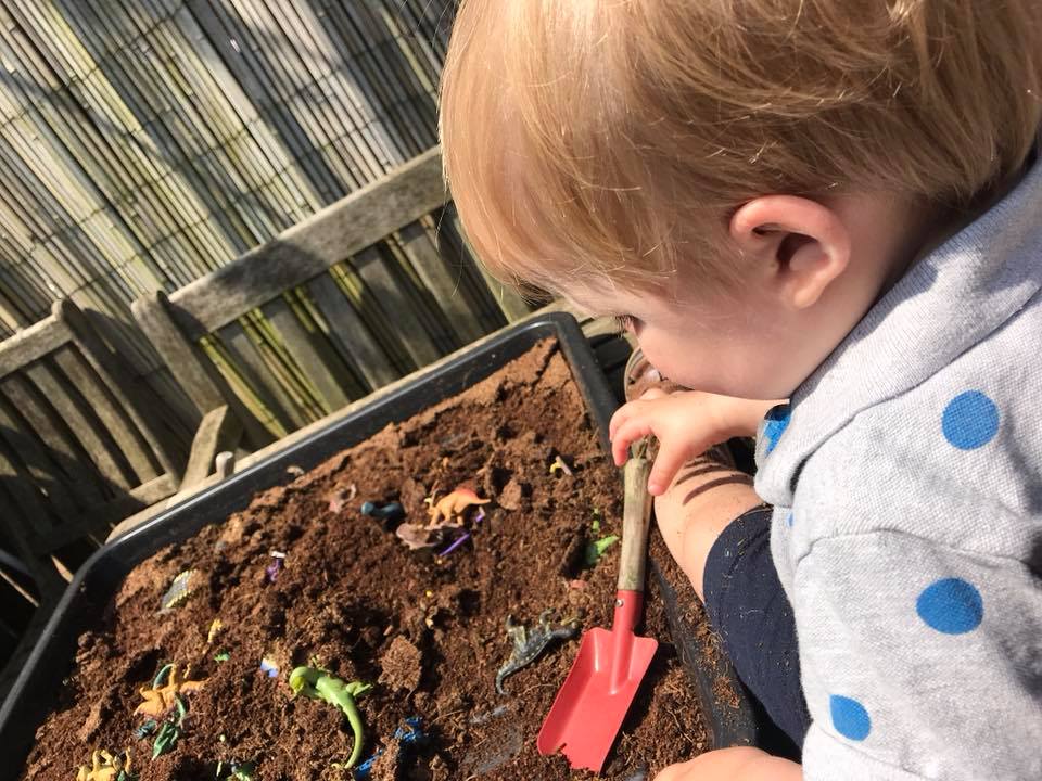 Tantrums To Smiles: 10 Play Ideas for the Tuff Tray!