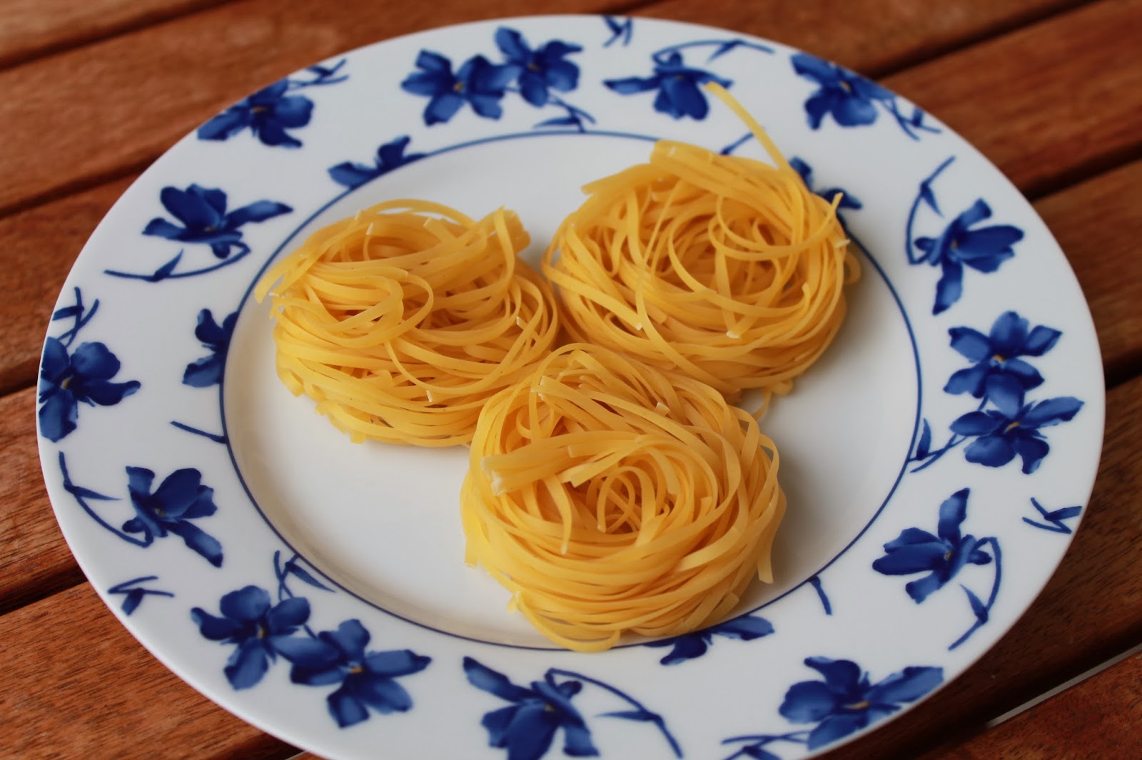 Mamá en la cocina: Nidos de pasta con coliflor y brócoli