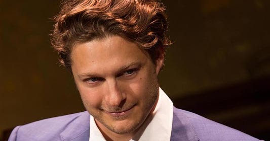 The Secrets behind Benjamin Scheuer’s Tailored Performance in The Lion