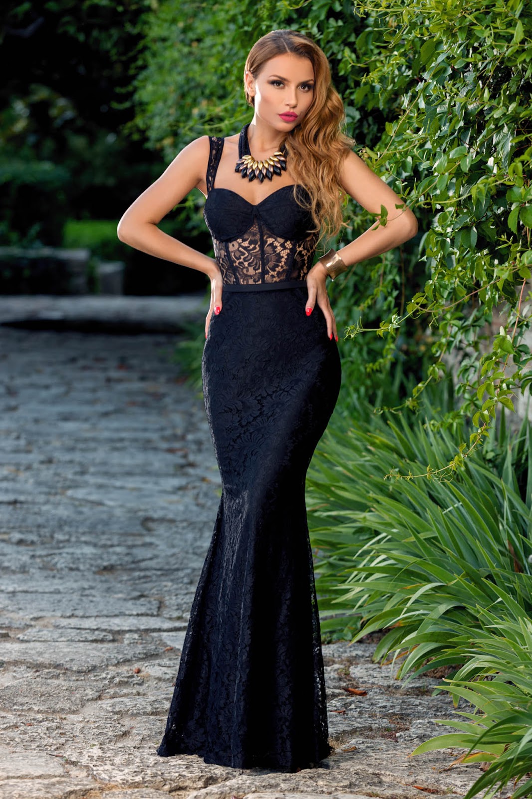 Rochii de seara lungi pentru evenimente | Fashion Blog