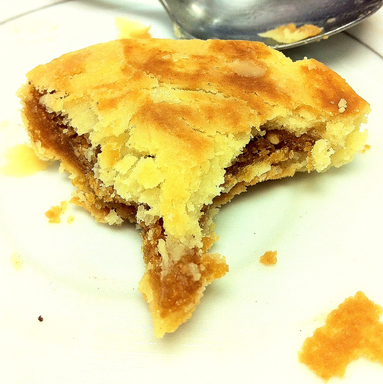 Some Like it Haute: Loong Fatt Tau Sar Piah 龍發豆沙饼