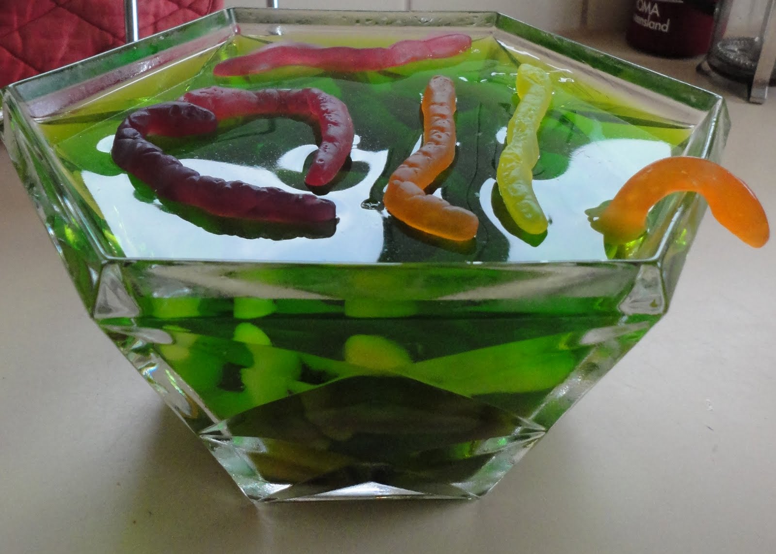 Ladies & Jellybeans: Slimy Cauldron