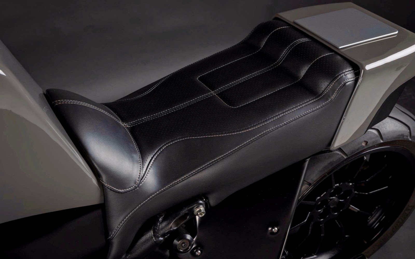 Valkyrie Flat Six - Inazuma café racer