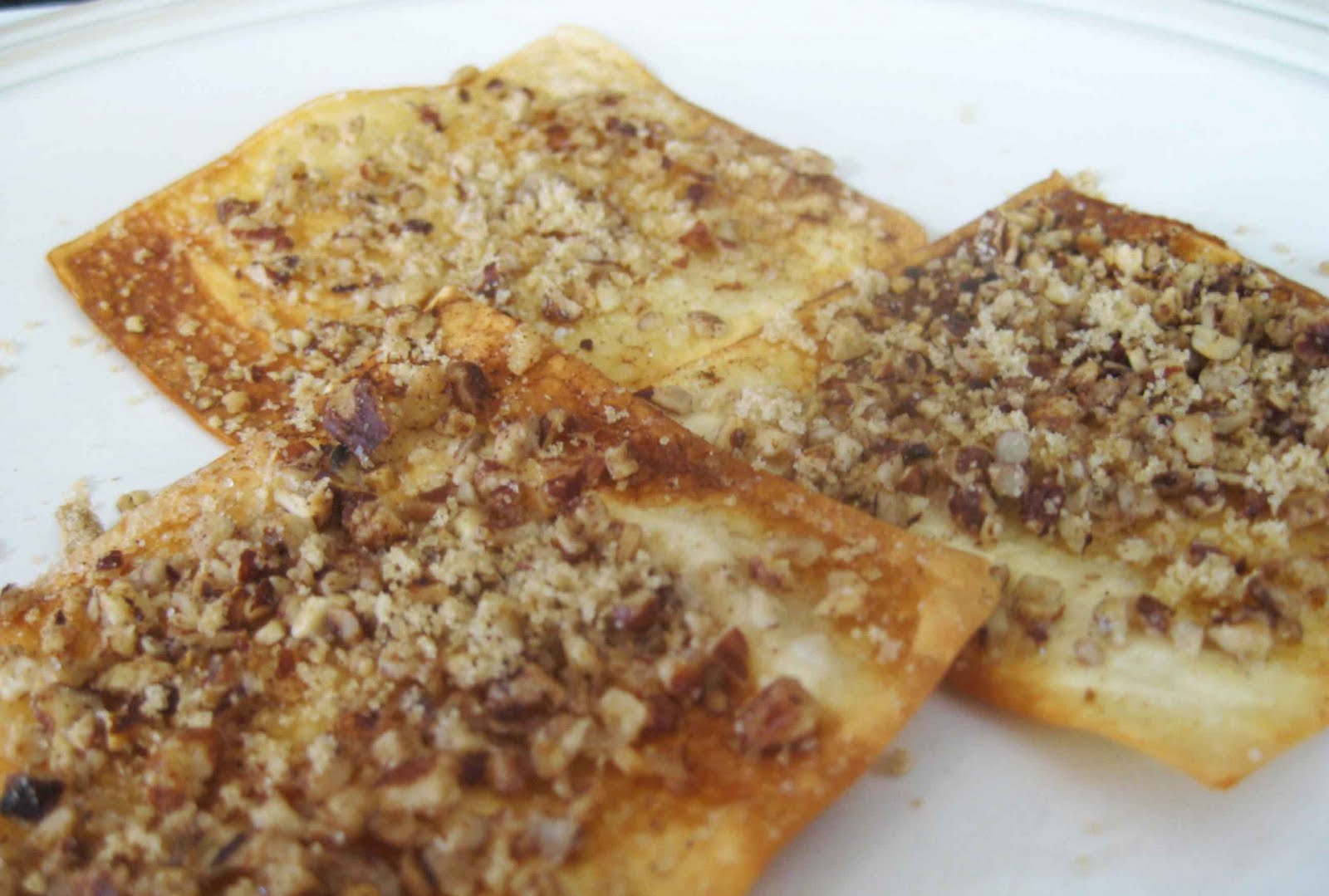 wee little miracles: Cinnamon Nut Dessert Wontons