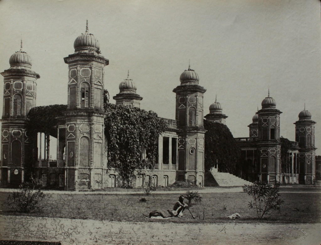 Qaisar Bagh - Lucknow, India 1870's - Old Indian Photos