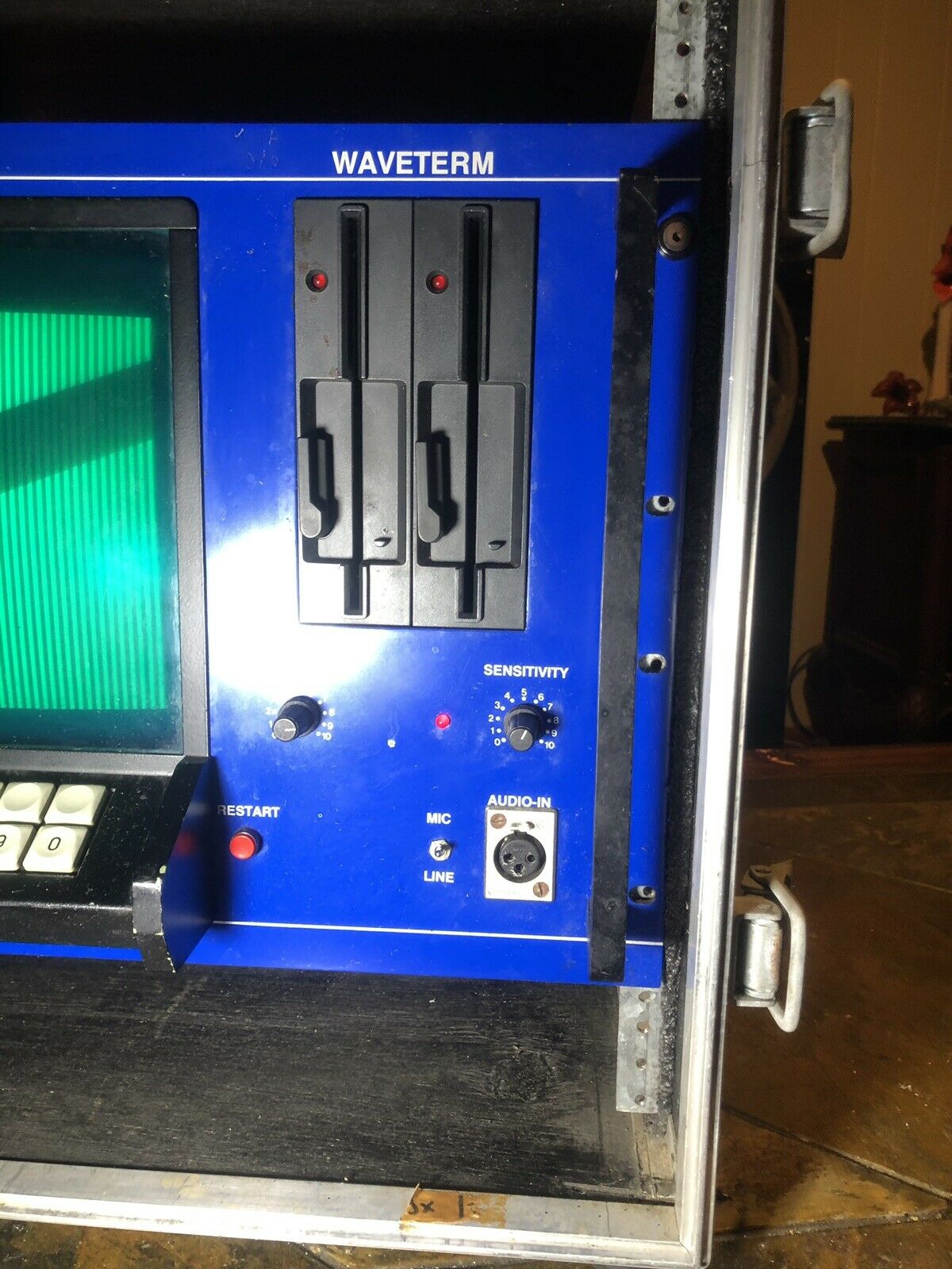 MATRIXSYNTH: PPG Waveterm Synthesizer Monitor W/ Flight Case