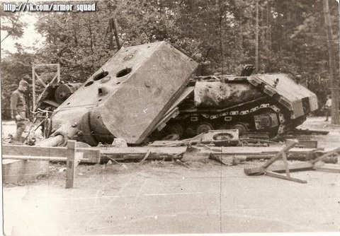 World War II in Pictures: Maus Panzer VIII Tank