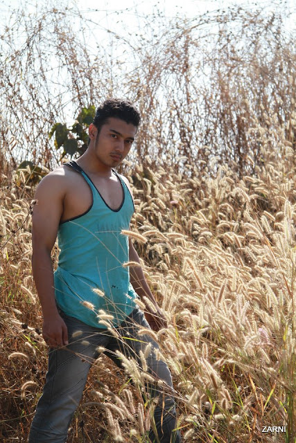 M y a n m a r H u n k s: Zarni Htun