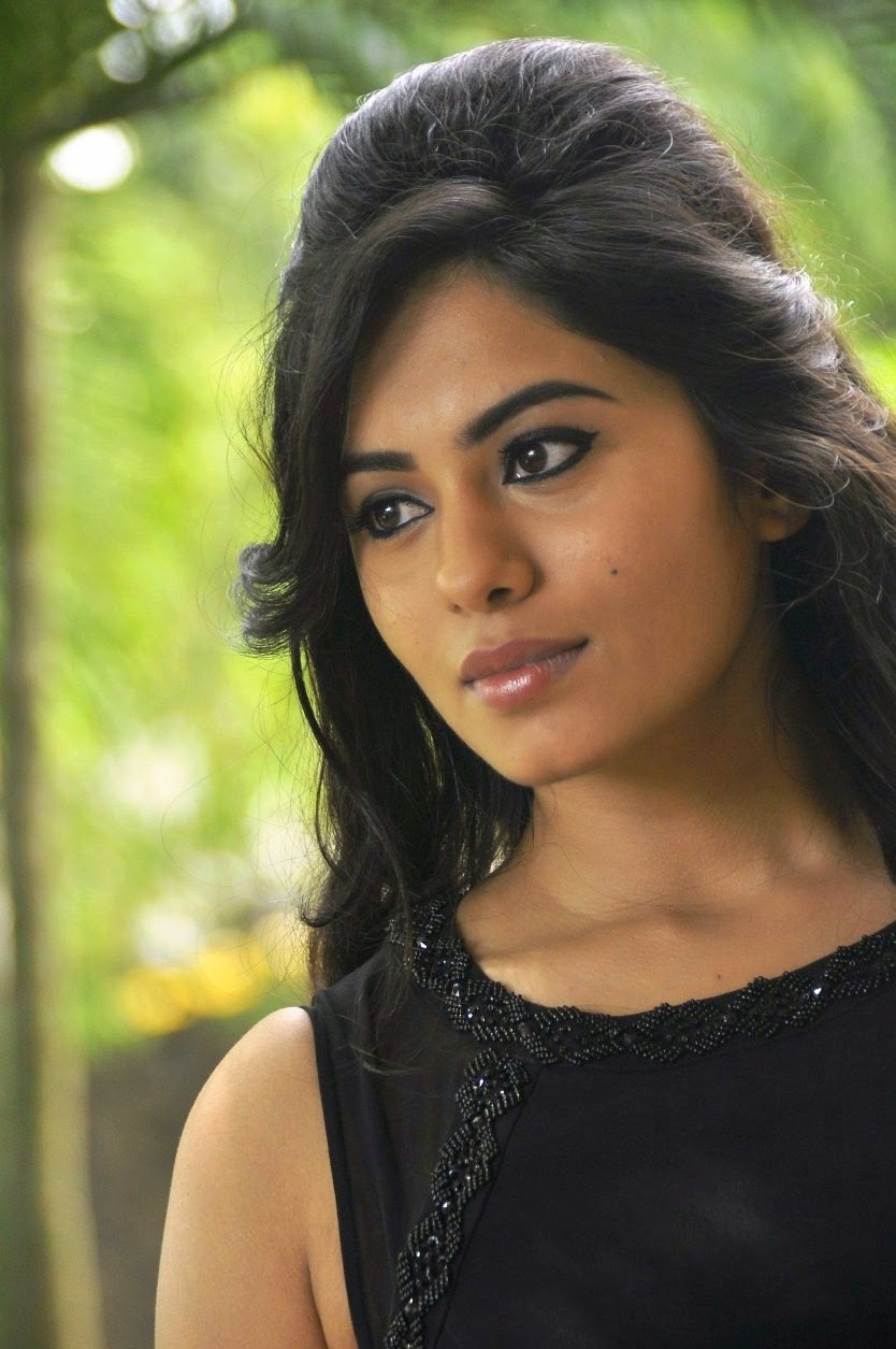 Deepa Sannidhi sizzling at Enakkul Oruvan |Tamil Cinema News Updates ...