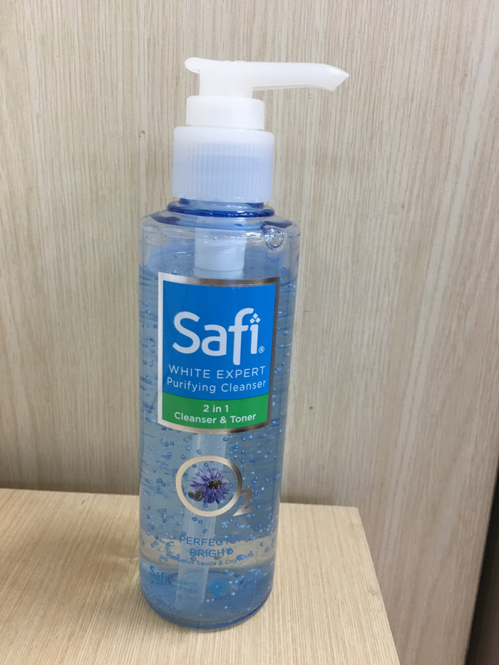 Review jujur: SAFI White Expert Purifying Cleanser 2 in 1 - Nadhira ...