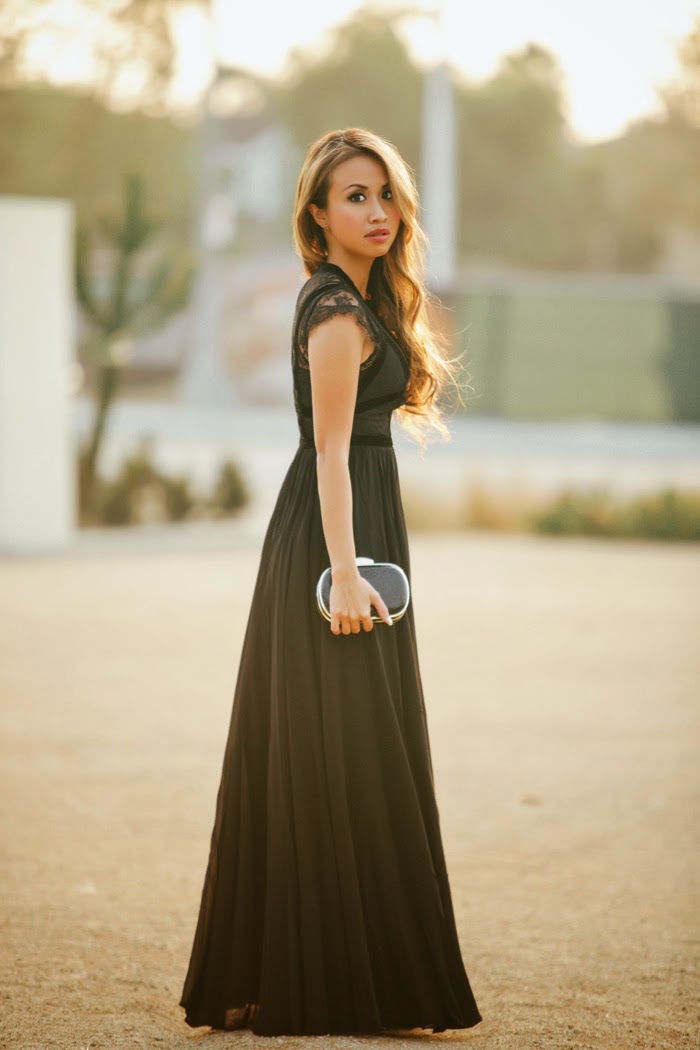 Style Know Hows: Black lace dress