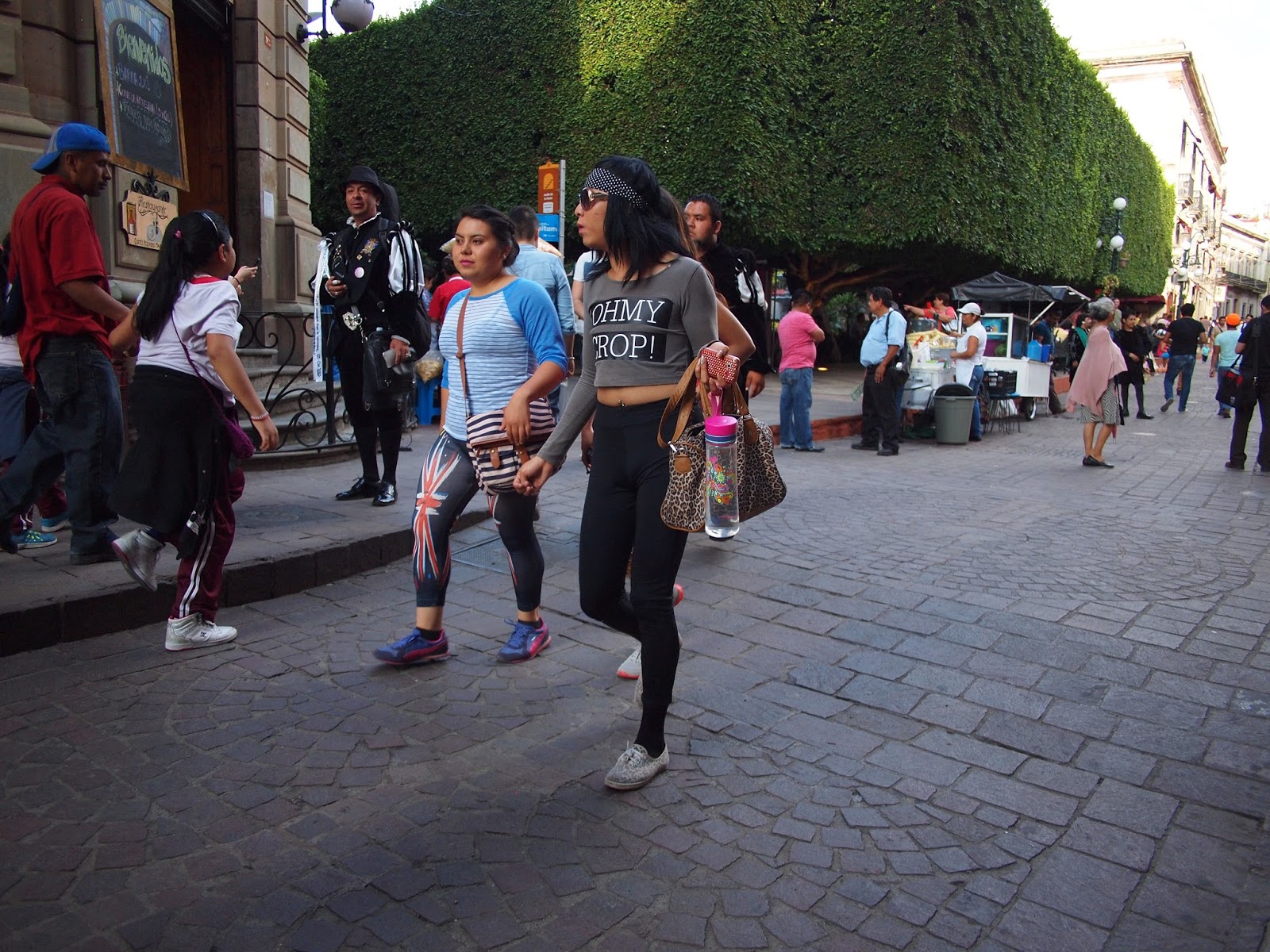 on going to Mexico : de ir a México: Guanajuato 3: people shape the ...