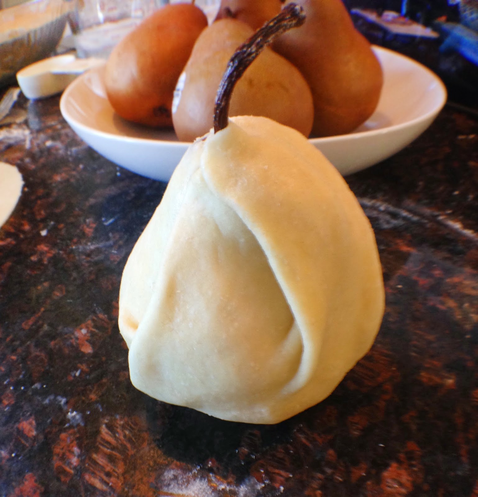 Delicious Reads: Autumn Pear Dumplings with Cream Cheese Filling