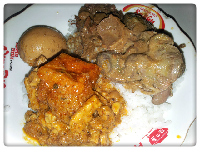 GUDEG PAWON YOGYAKARTA ~ Food Tasting With Benu Buloe