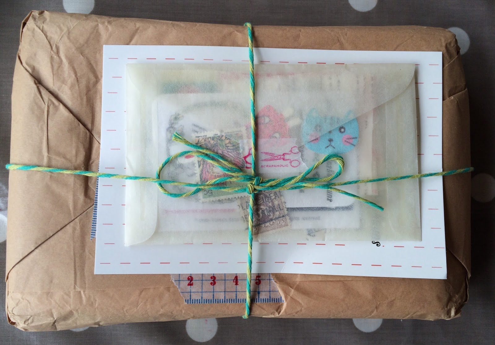 paper packages / CHARM ABOUT YOU