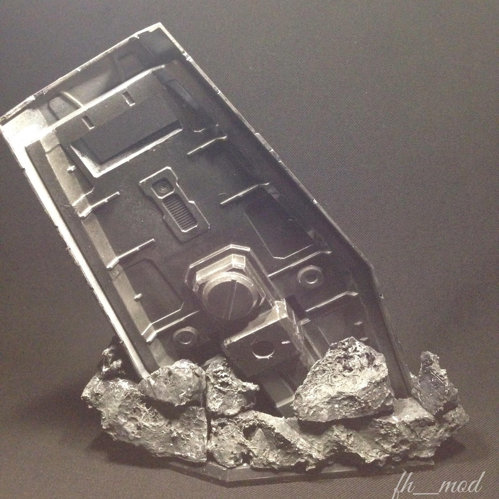 Custom Build: 1/48 RX-78-2 Gundam Shield Diorama "The Fallen" - Gundam ...