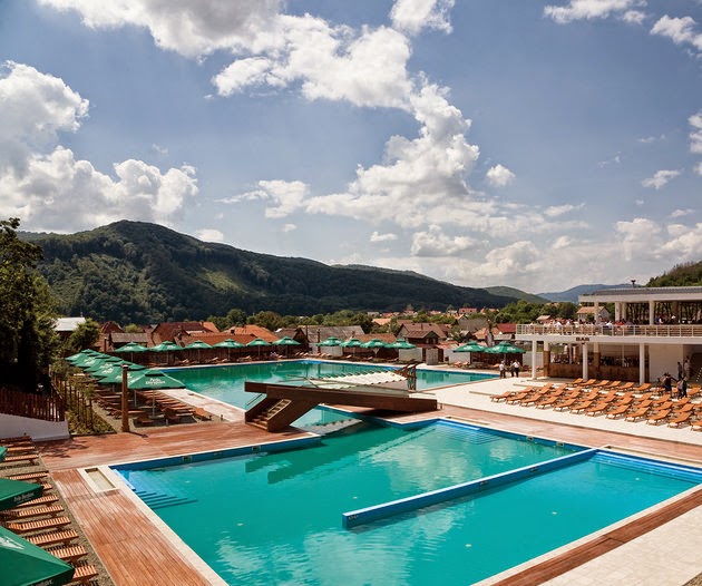 Piscine - Construcţie, echipare, întreţinere