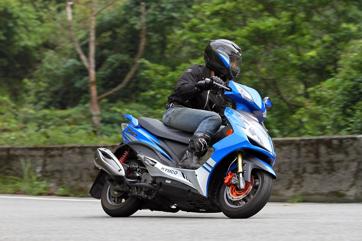 以王為名的車款，KYMCO Racing King 180