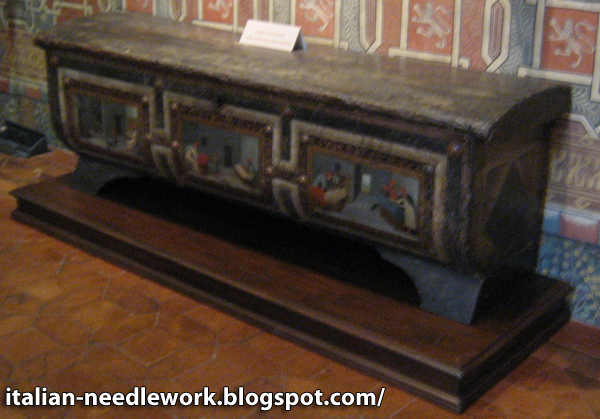 Italian Needlework: Italian Hope Chests - The Cassone