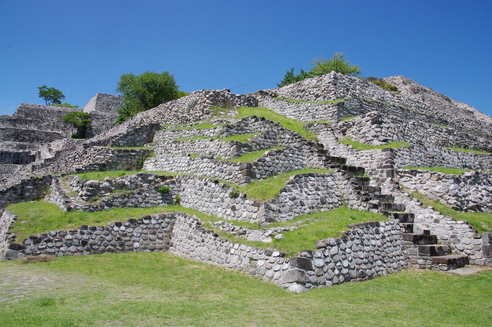 Uncharted Ruins: The pyramid of Xochicalco: A monument to the end of times