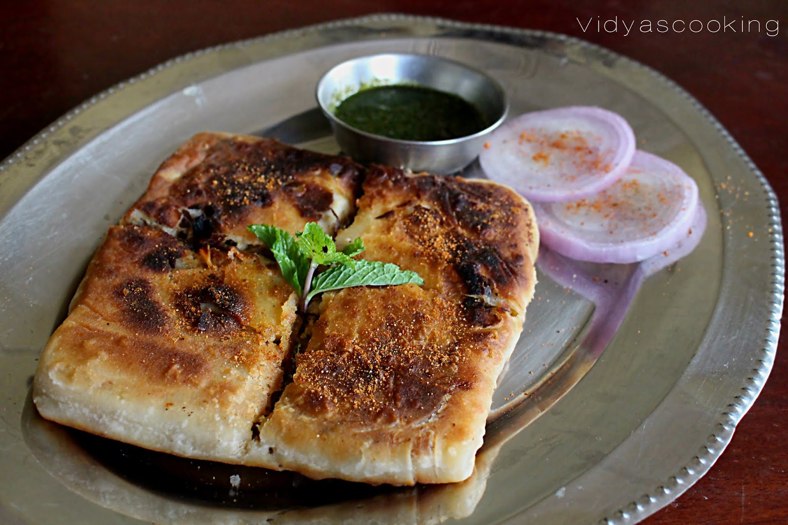 Chicken Baida Roti Recipe