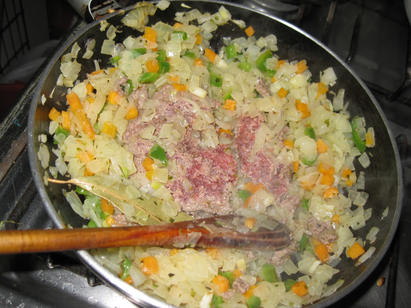 Manos y Dedicación: TORTILLA DE ACELGA FRESCA