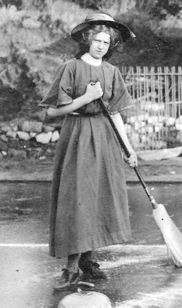 Curling History: The Women Curlers of Buxton