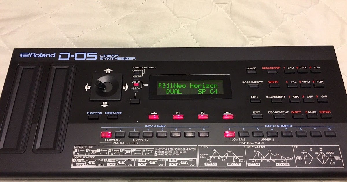 MATRIXSYNTH: Roland Boutique D-05 Linear Synthesizer SN Z1I3986