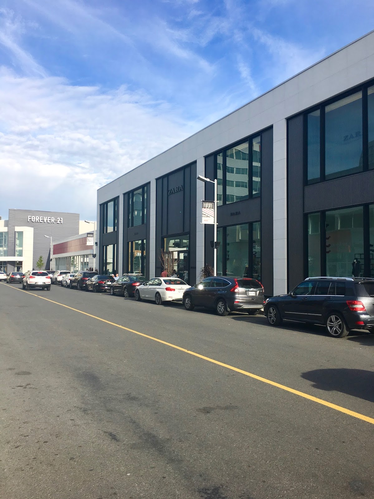 MONTREAL TRAVEL GUIDE: The BEST Shopping at Quartier DIX30. | Southern ...