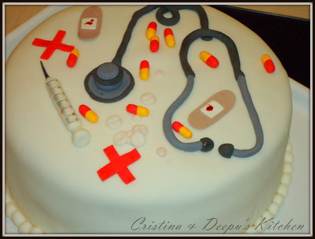 Cristina & Deepu's Kitchen: Tort medicina / Medical Cake