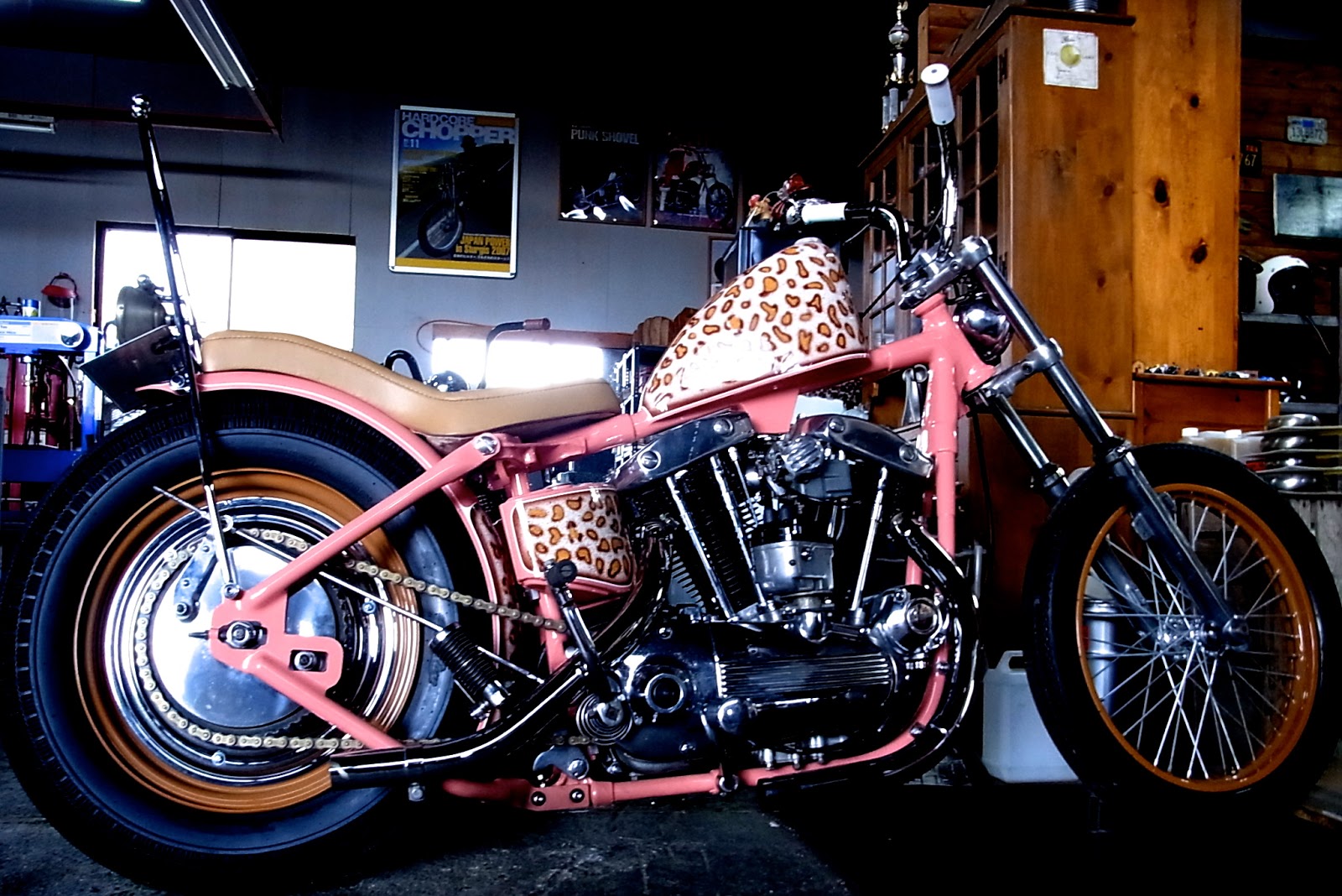 VINTAGE SHOP JOHNNY｜東京・小岩にある古着屋ジョニー: JENE CHOPPERS【JOHNNY TRIUMPH CHOPPER】