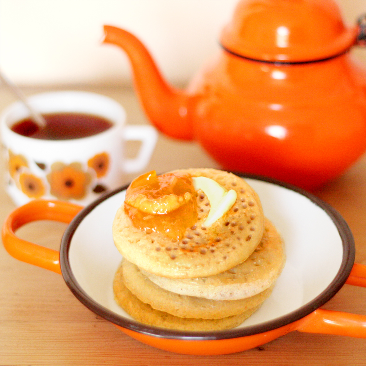 Cakes in the city: Brit trip #6 - Home made crumpets