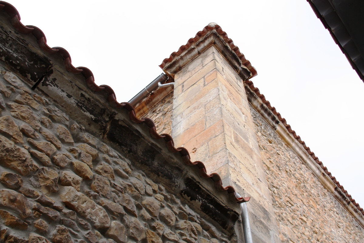 Relojes de Sol en Cantabria: Municipio: Reocín. Localidad: Cerrazo.