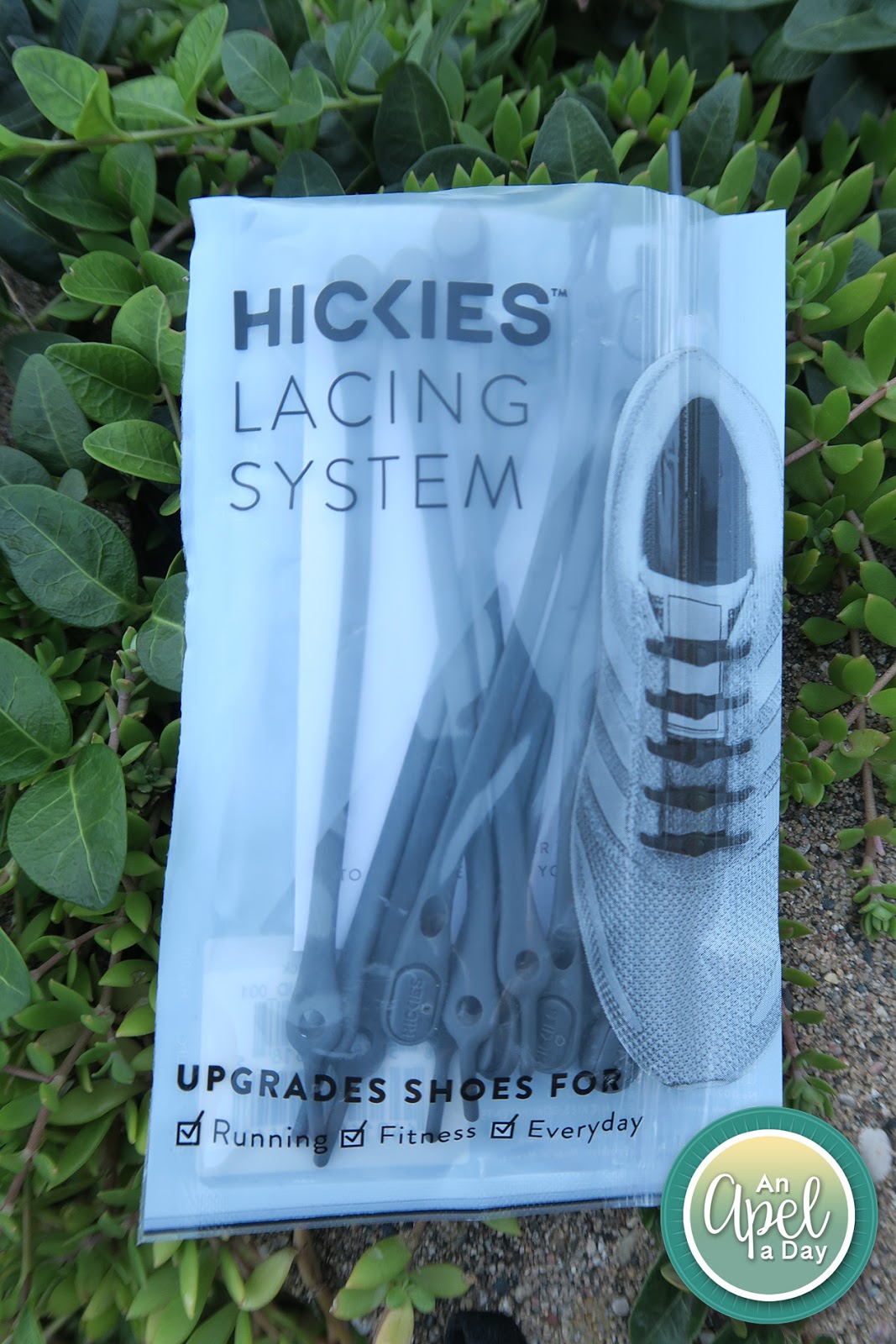 An Apel a Day: HICKIES Review