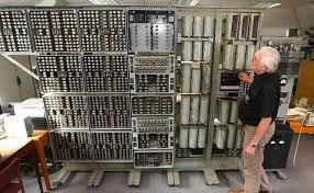 The first computers - ο πρωτος ηλεκτρονικος υπολογιστης - Έλληνες ...